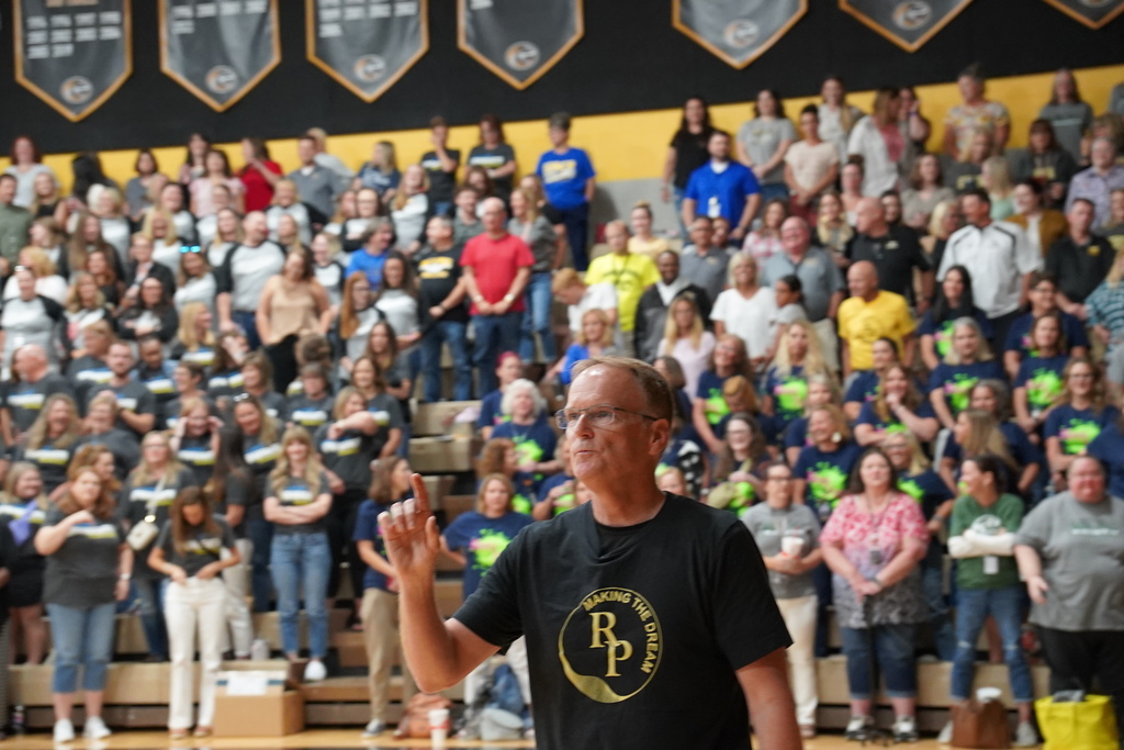 Live Feed | Peculiar Elementary School